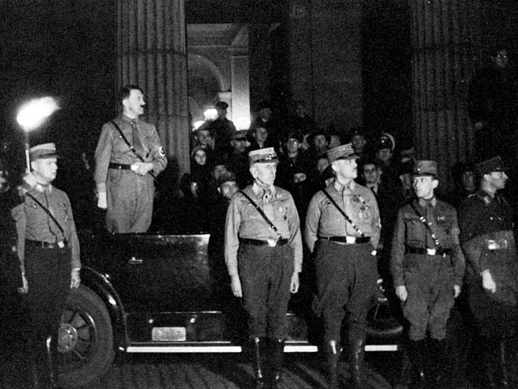 Hitler Archive | Adolf Hitler at the torchlight procession in Kassel ...