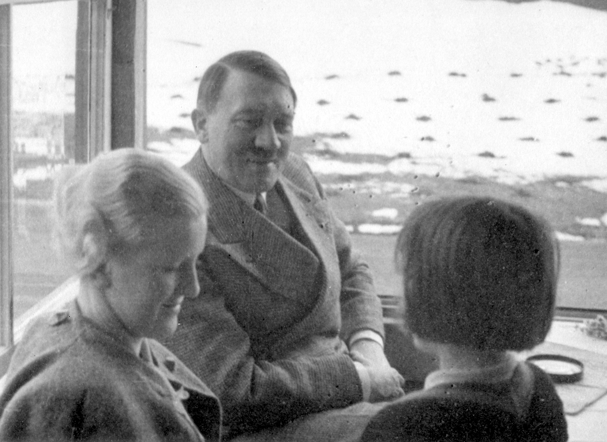 Hitler Archive | Adolf Hitler taking tea with Eva Braun in the Aule Alm ...