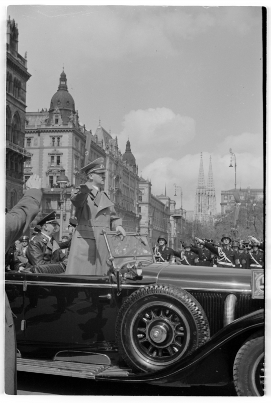 Hitler Archive | Adolf Hitler in Vienna