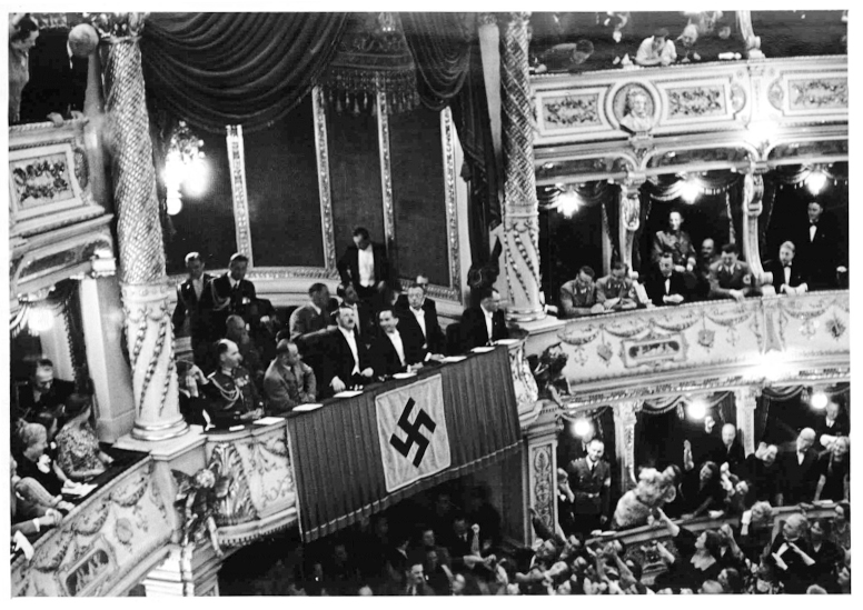 Hitler Archive | Hitler at a performance of Richard Strauss' latest ...